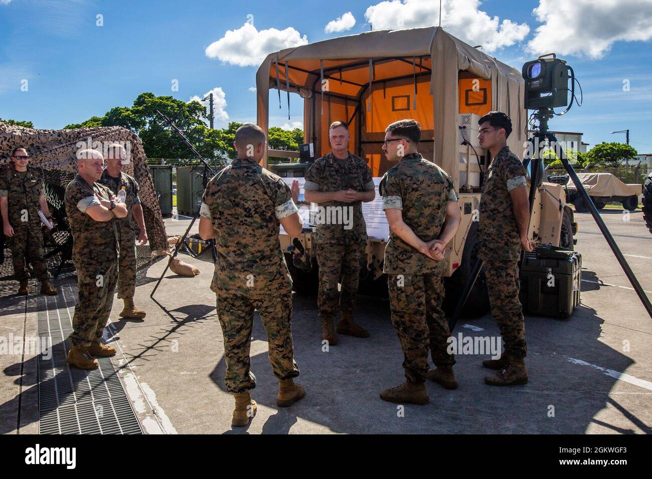 7th communications battalion hi-res stock photography and images - Alamy
