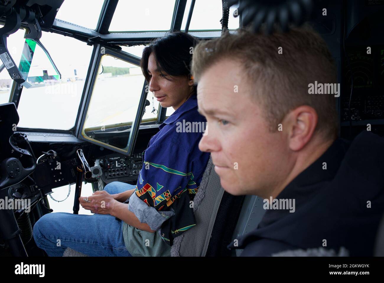 211th rescue squadron hi-res stock photography and images - Alamy