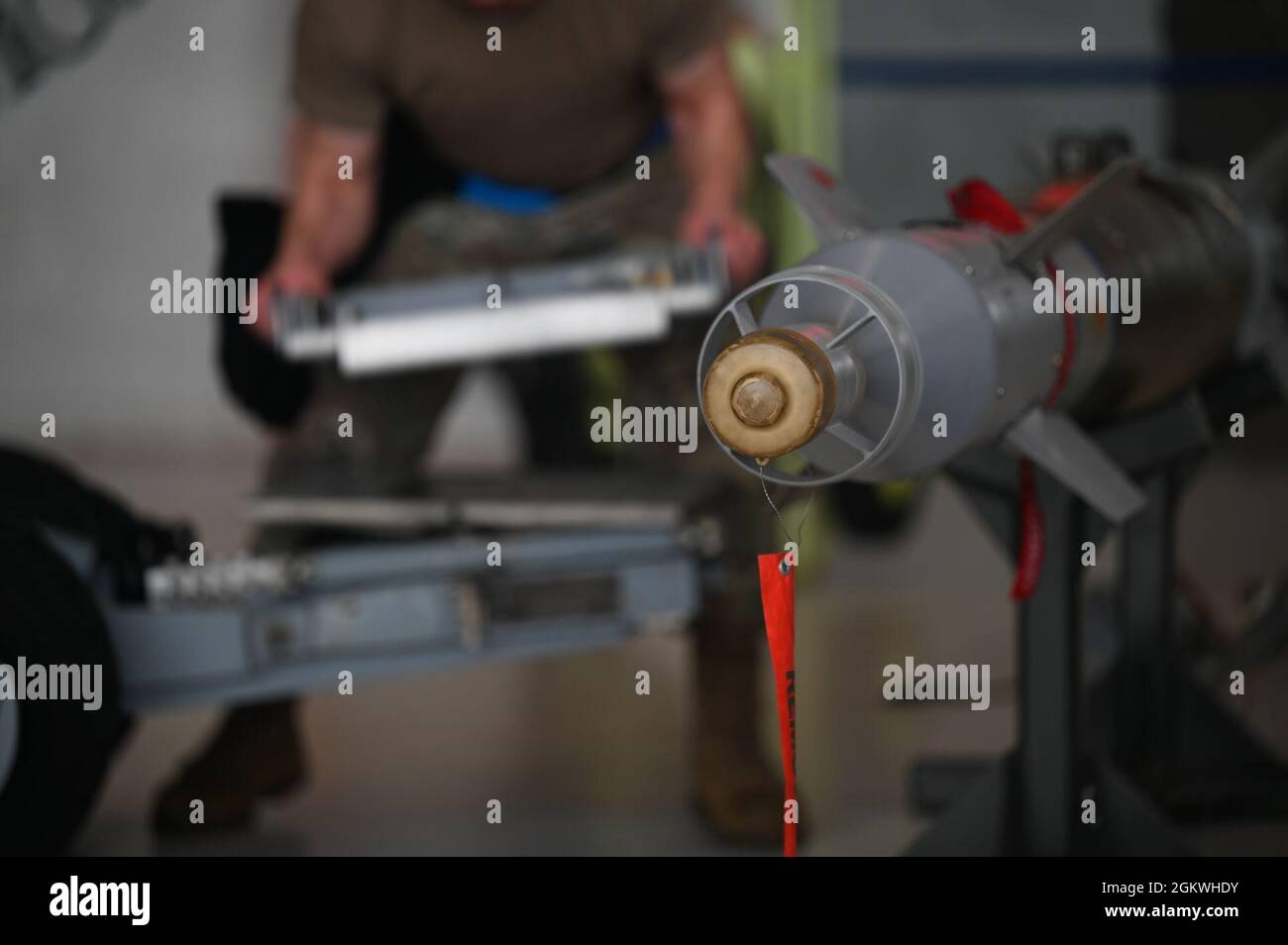 500lb laser guided bomb hi-res stock photography and images - Alamy