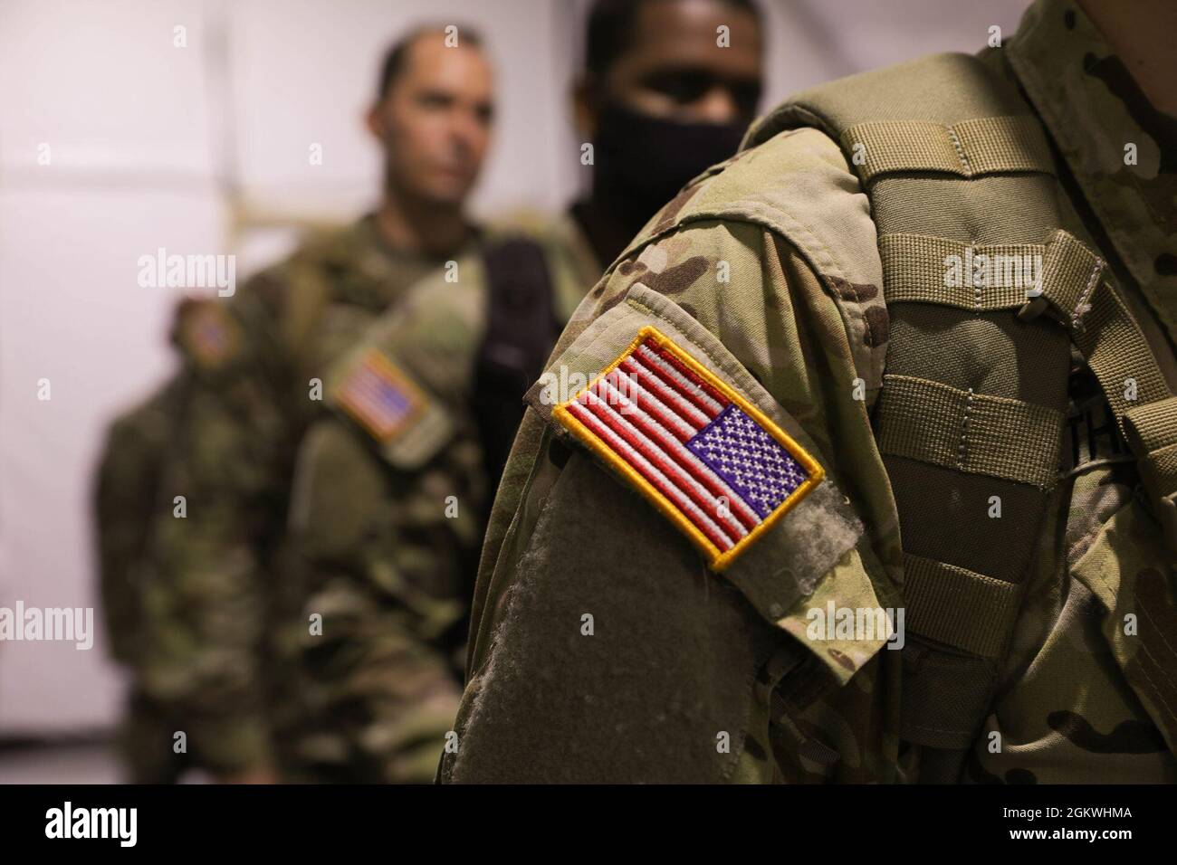 America’s First Corps Soldiers go through customs during the Forager 21 ...