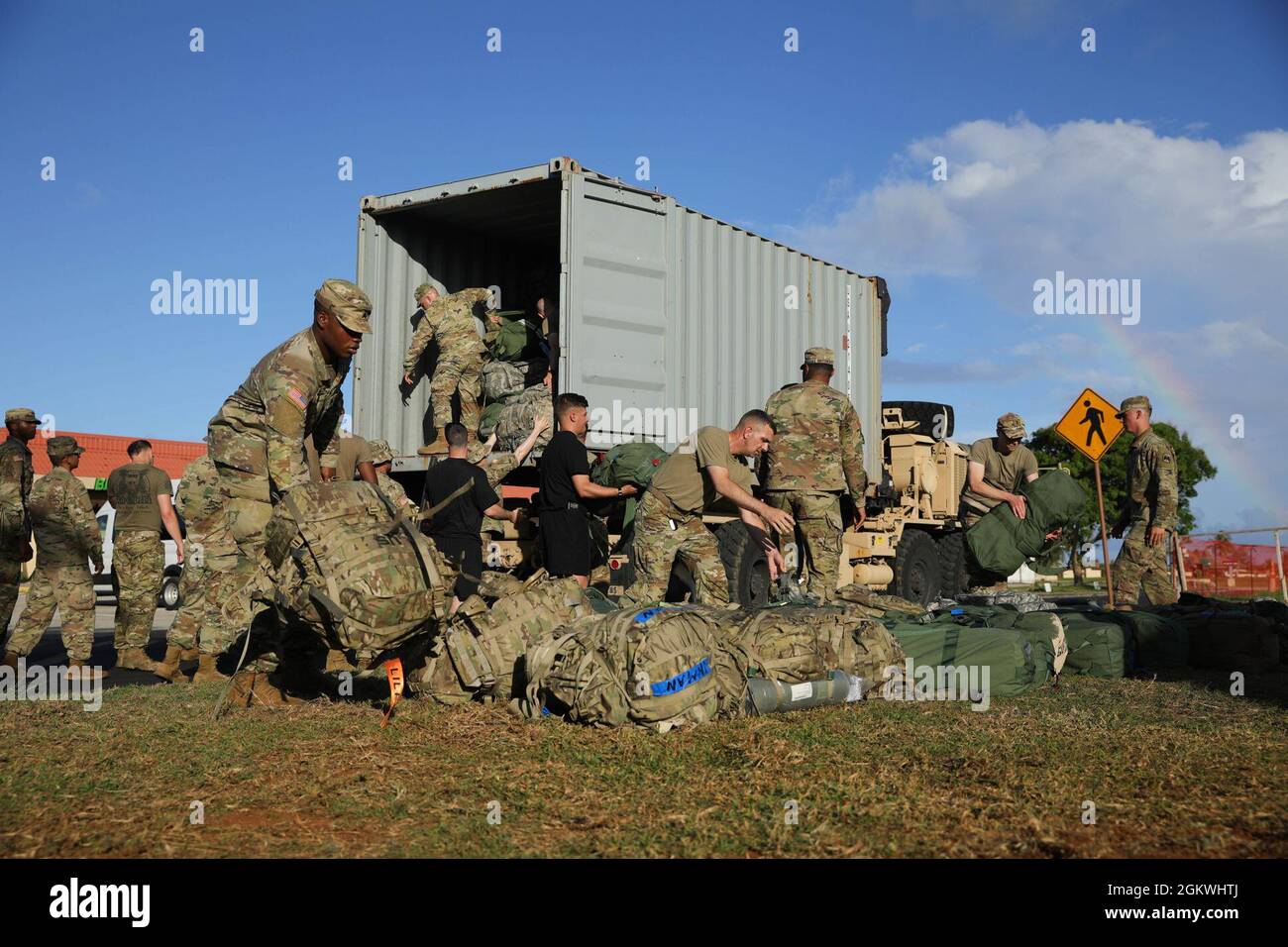 America’s First Corps Soldiers offload equipment for Forager 21 at ...