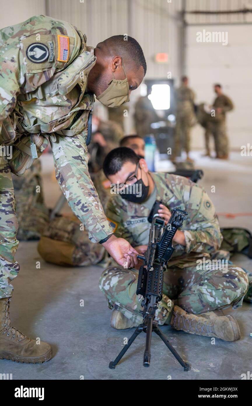 Sfc. Charles Thomas, an observer coach/trainer for 3rd Brigade Engineer ...