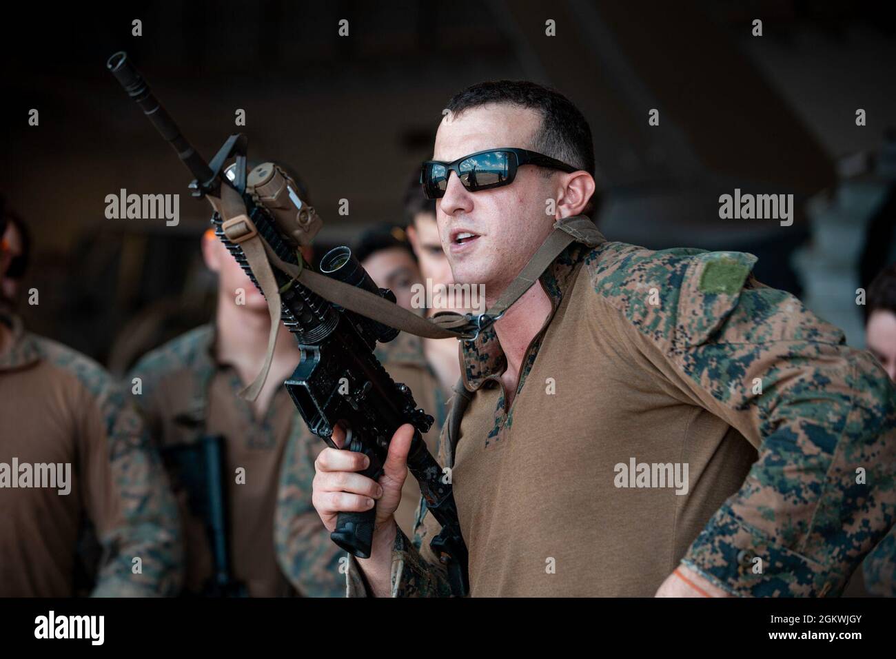 A U.S. Marine with Force Reconnaissance Platoon, 31st Marine ...