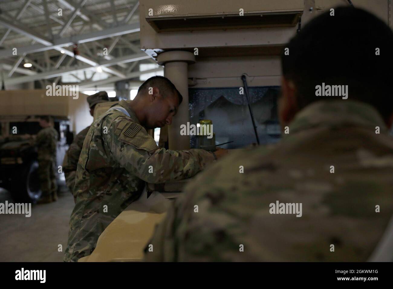 U.S. Army National Guard Soldiers assigned to Delta Company, 2-153rd ...