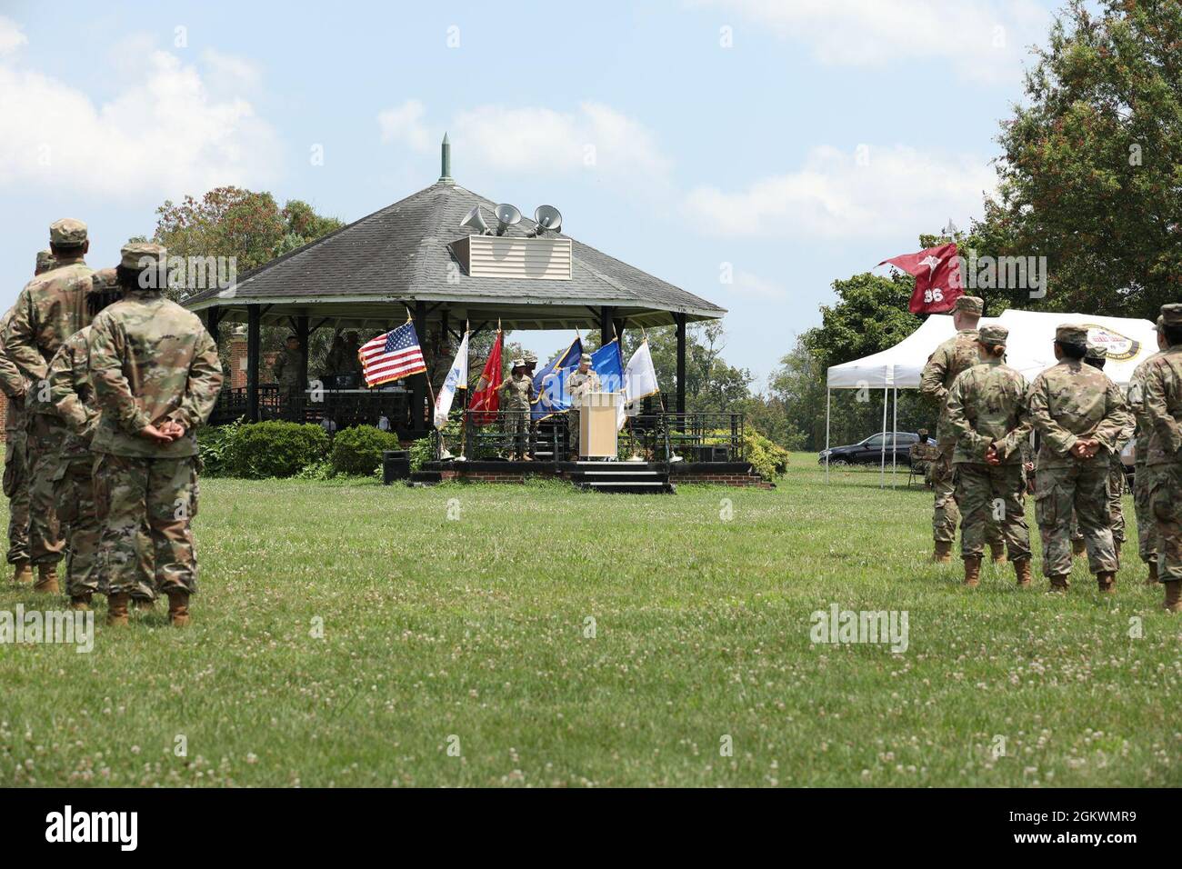 FORT Meade, Md.- The outgoing commander, Lt. Col. Noel Kwiatkowski ...