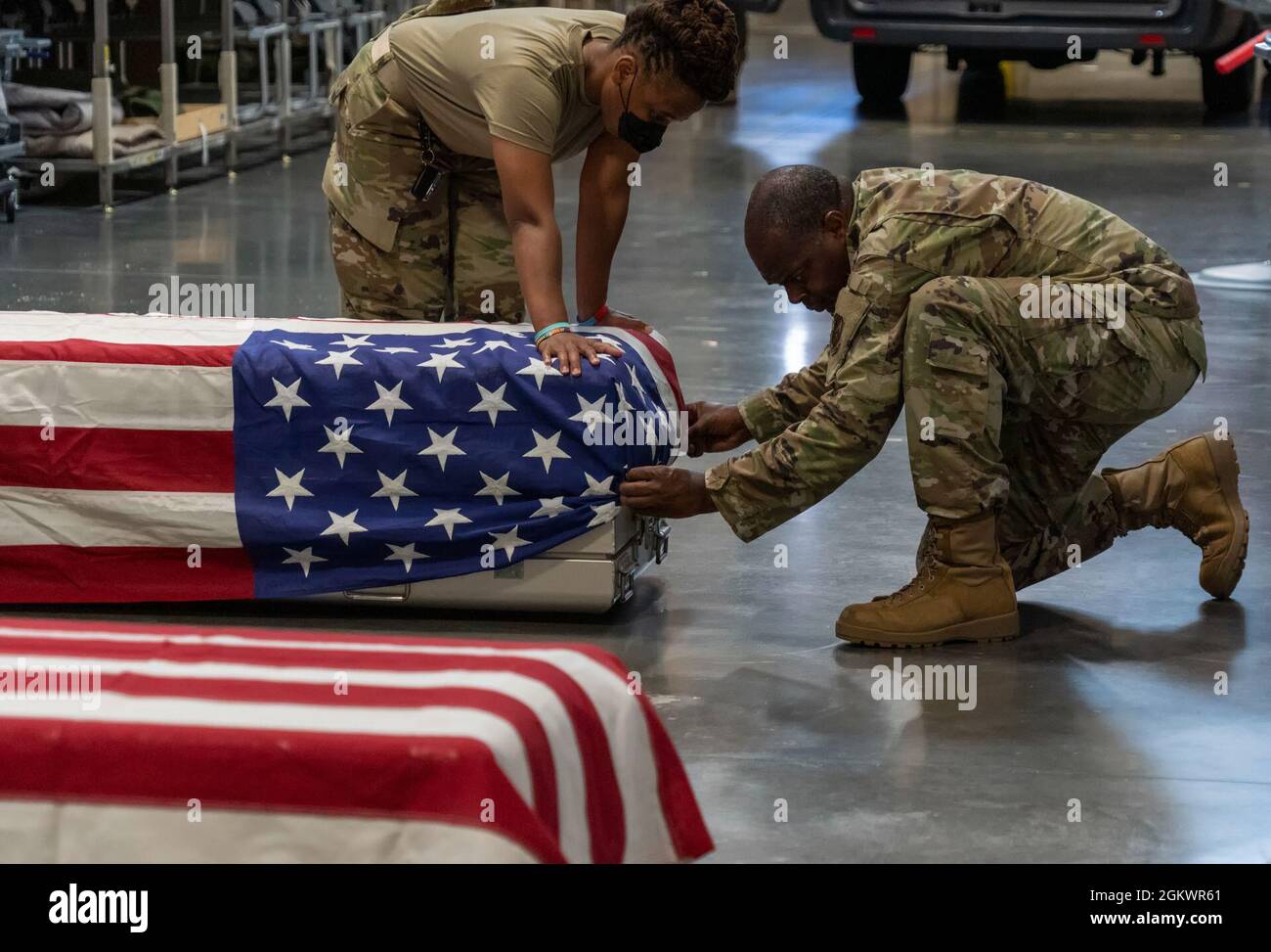 Tech. Sgts. Letesha Major, left, and Taviano Baker, Air Force Mortuary ...