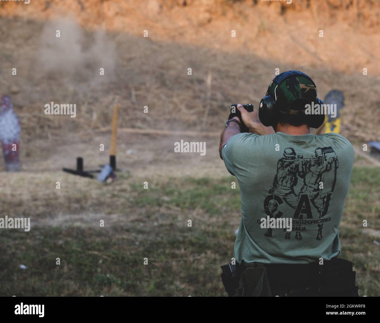 Serbian Police from the Special Anti-terrorist Unit (SAJ) and U.S. Army ...