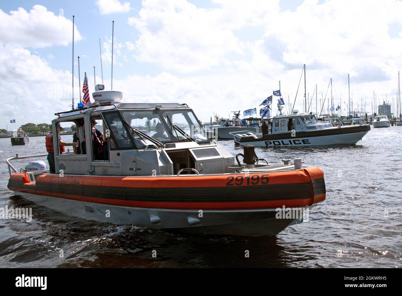 A crew from Coast Guard Station St. Petersburg on a 29-foot Response ...