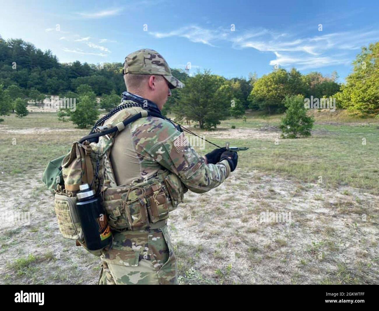 Airmen assigned to the Ohio Air National Guard's 178th Wing Security ...