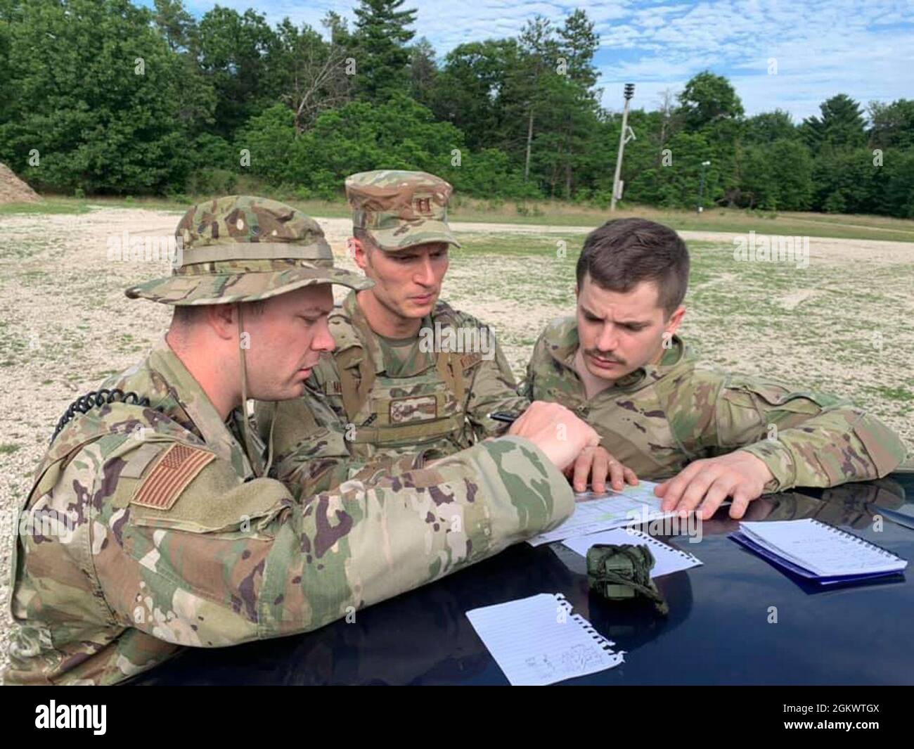 Airmen assigned to the Ohio Air National Guard's 178th Wing Security ...