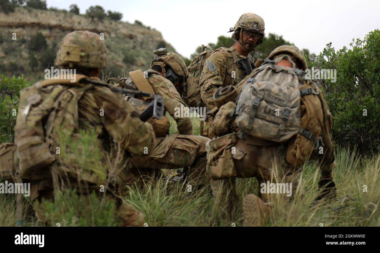 Soldiers with 1st Battalion, 41st Infantry Regiment, 2nd Stryker ...