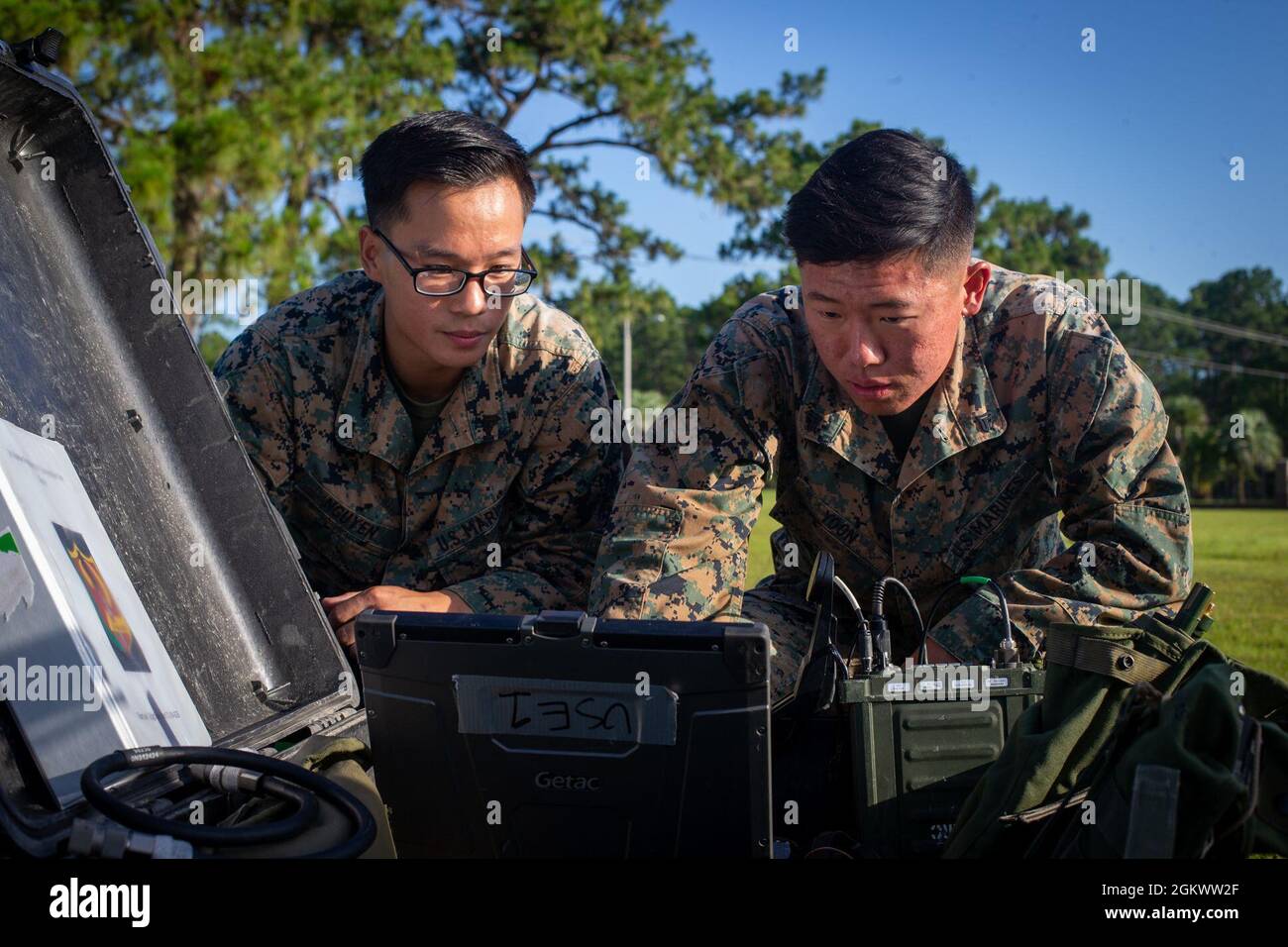 Marine hf radio hi-res stock photography and images - Alamy
