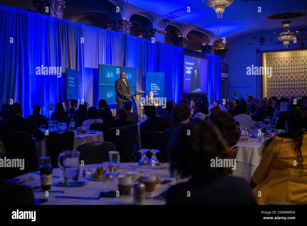 Intelligence and security commission hi-res stock photography and ...