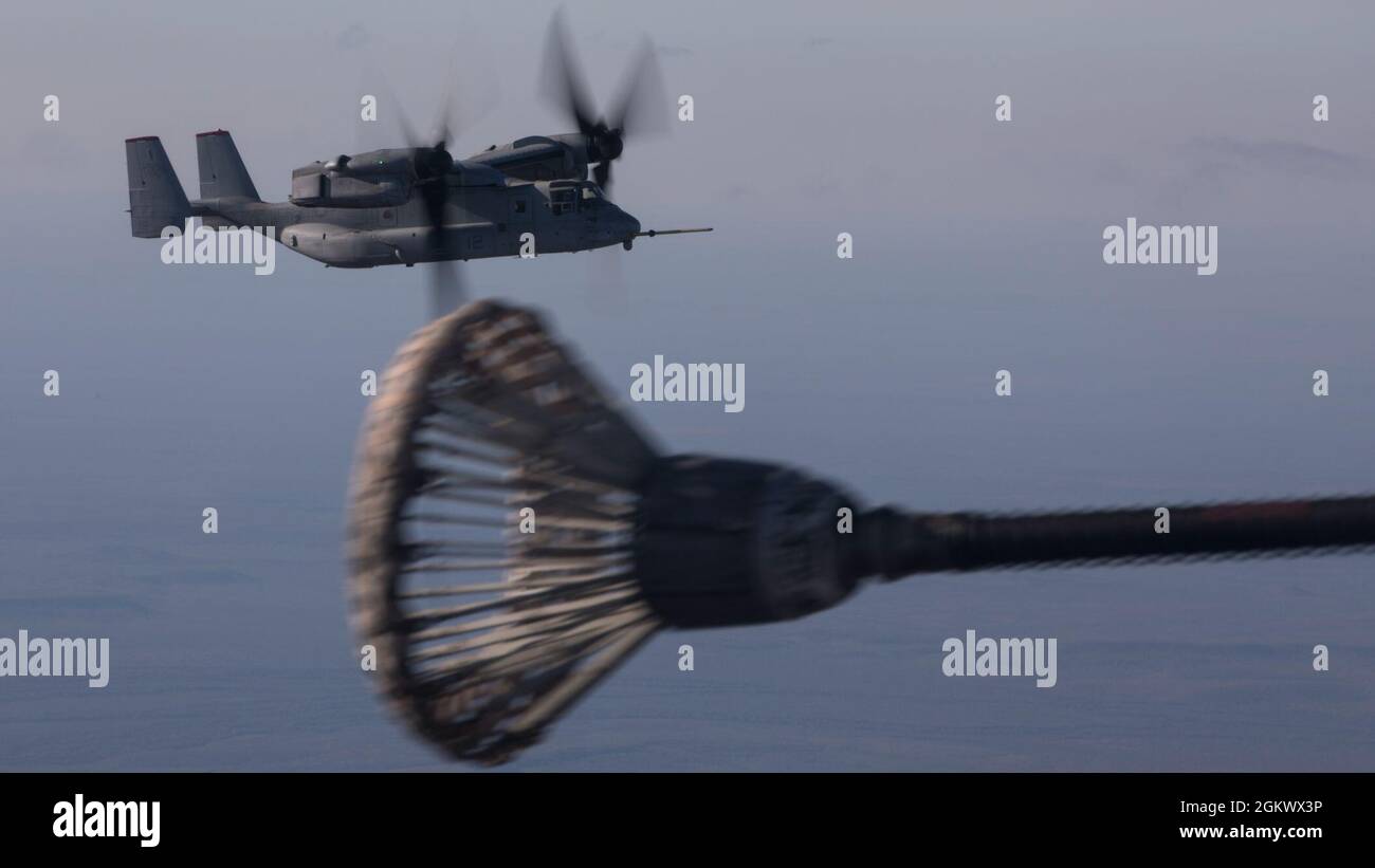 Us marine aerial refueling transport hi-res stock photography and ...