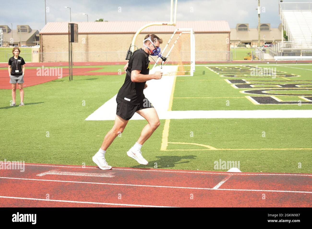 Fort Campbell Army Wellness Center staff strap the K5 portable VO2 unit ...
