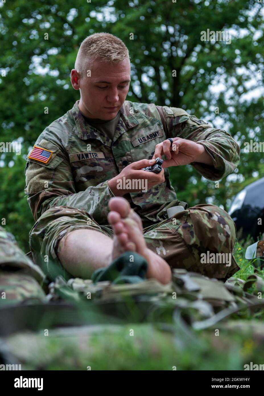 Human foot measure hi-res stock photography and images - Alamy