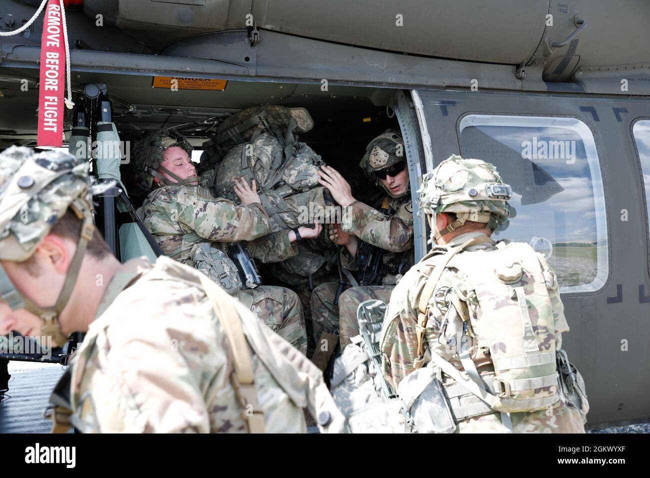 A squad of Soldiers assigned to the 39th Infantry Brigade Combat Team ...