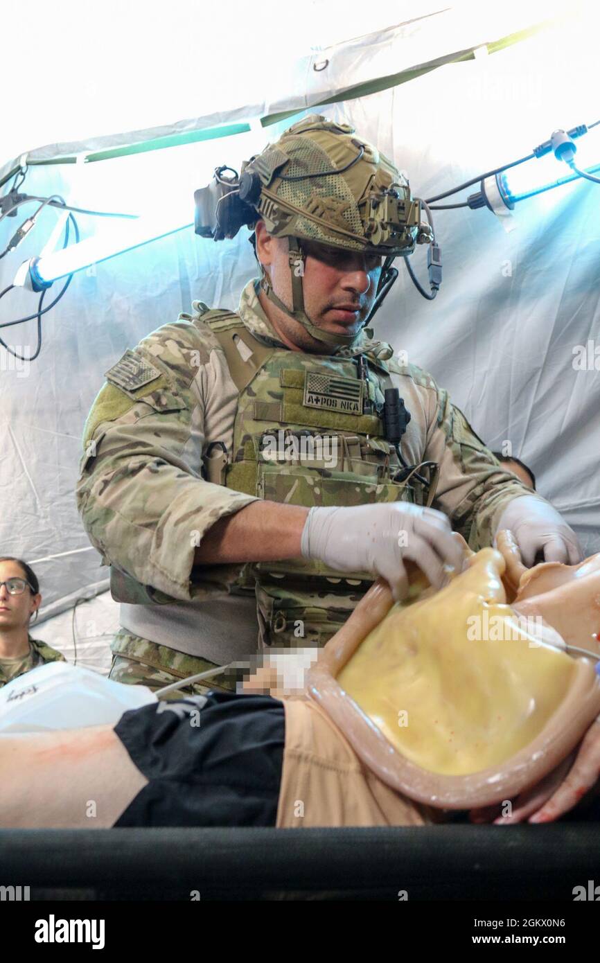 Trauma surgery hi-res stock photography and images - Alamy