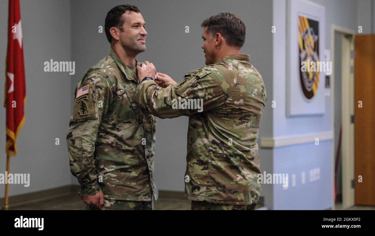 Sgt Ian Tyrell recieves the Soldier's Medal for heroism on 14 Jul, 2021 ...