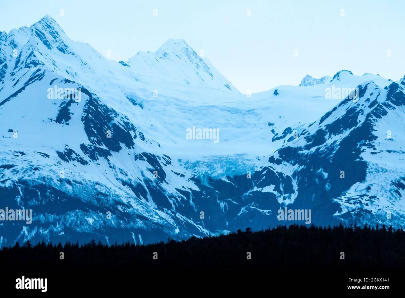 Hanging glacier hi-res stock photography and images - Alamy