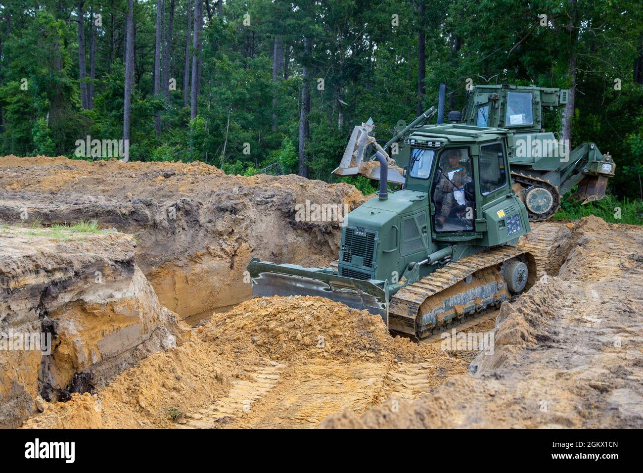 U.S. Marines with 8th Engineer Support Battalion, 2nd Marine Logistics ...