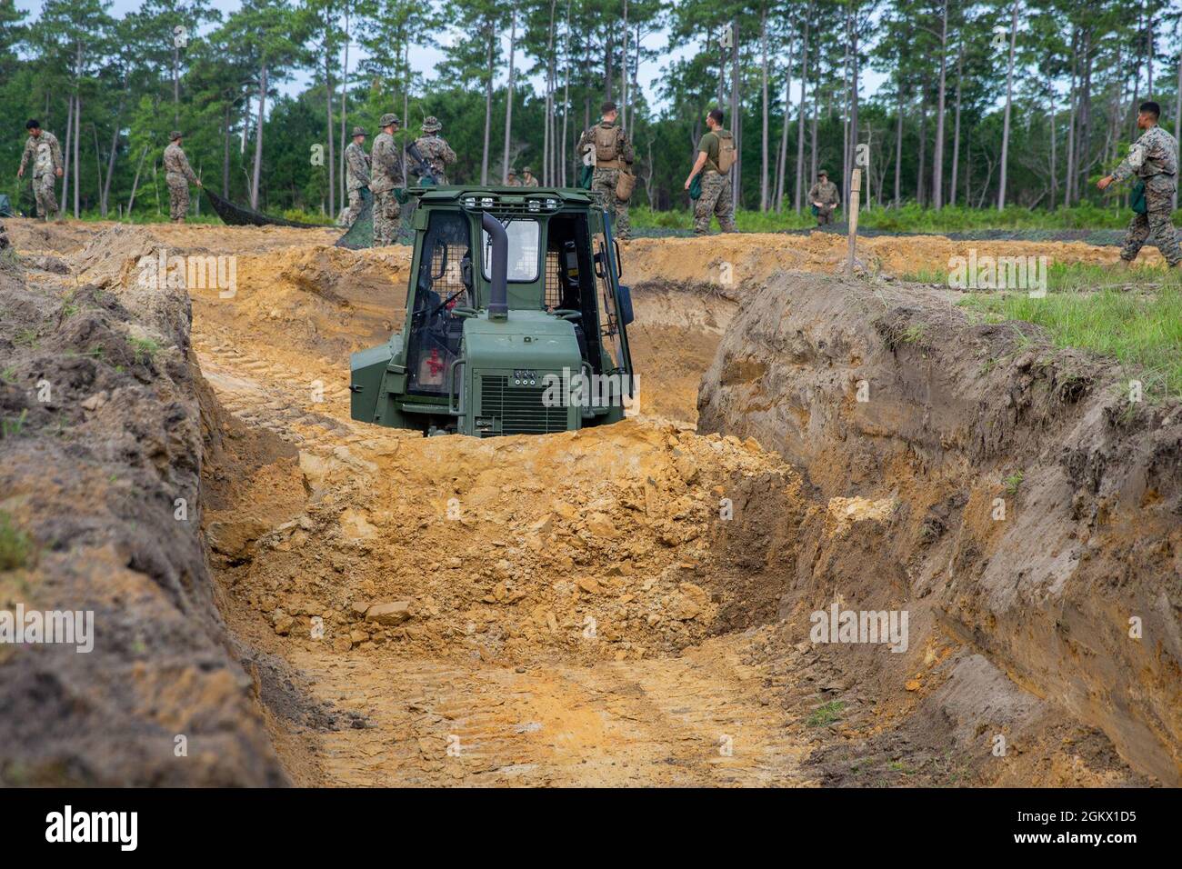U.S. Marines with 8th Engineer Support Battalion, 2nd Marine Logistics ...