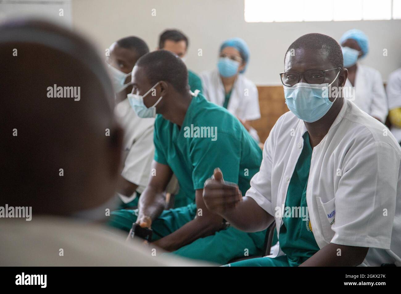 Senegalese orthopedic Dr. Madior Diouf discusses a patients treatment ...