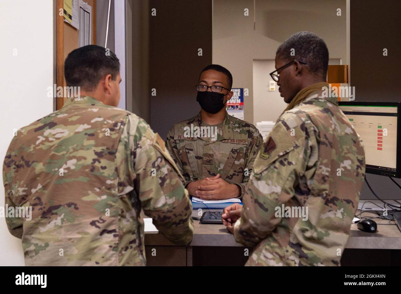 From right left sgt daniel hi-res stock photography and images - Alamy