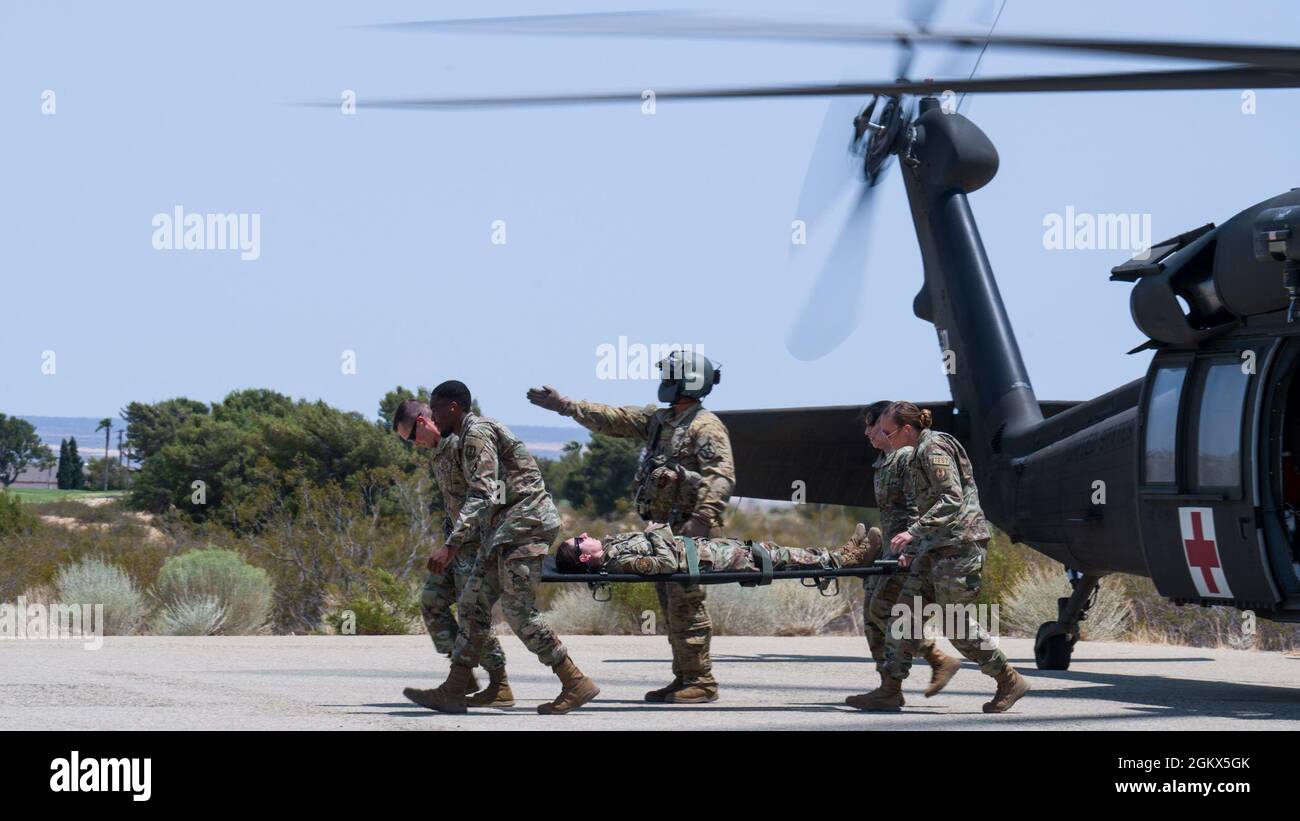 412th medical group hi-res stock photography and images - Alamy