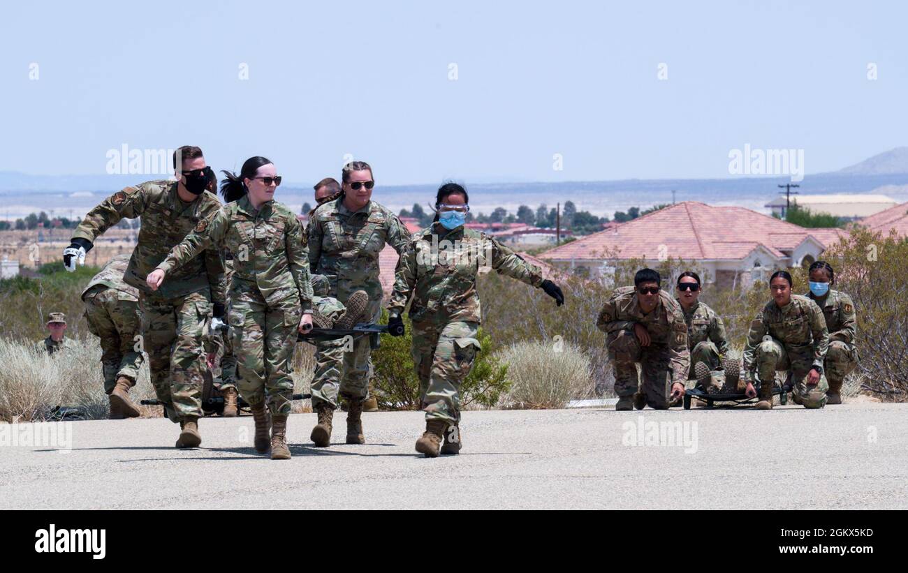 412th medical group hi-res stock photography and images - Alamy
