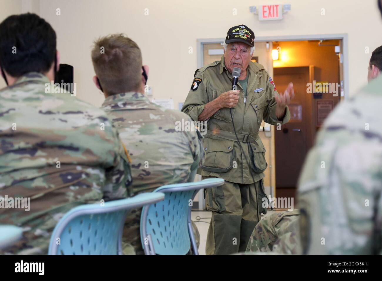 Vincent Speranza, World War II Veteran and machine gunner from the ...