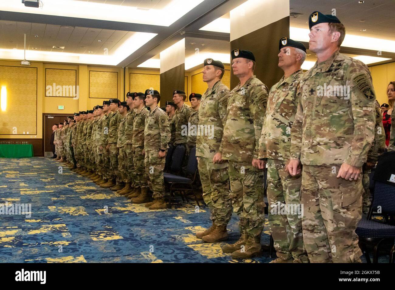 Soldiers assigned to the U.S. Army John F. Kennedy Special Warfare ...