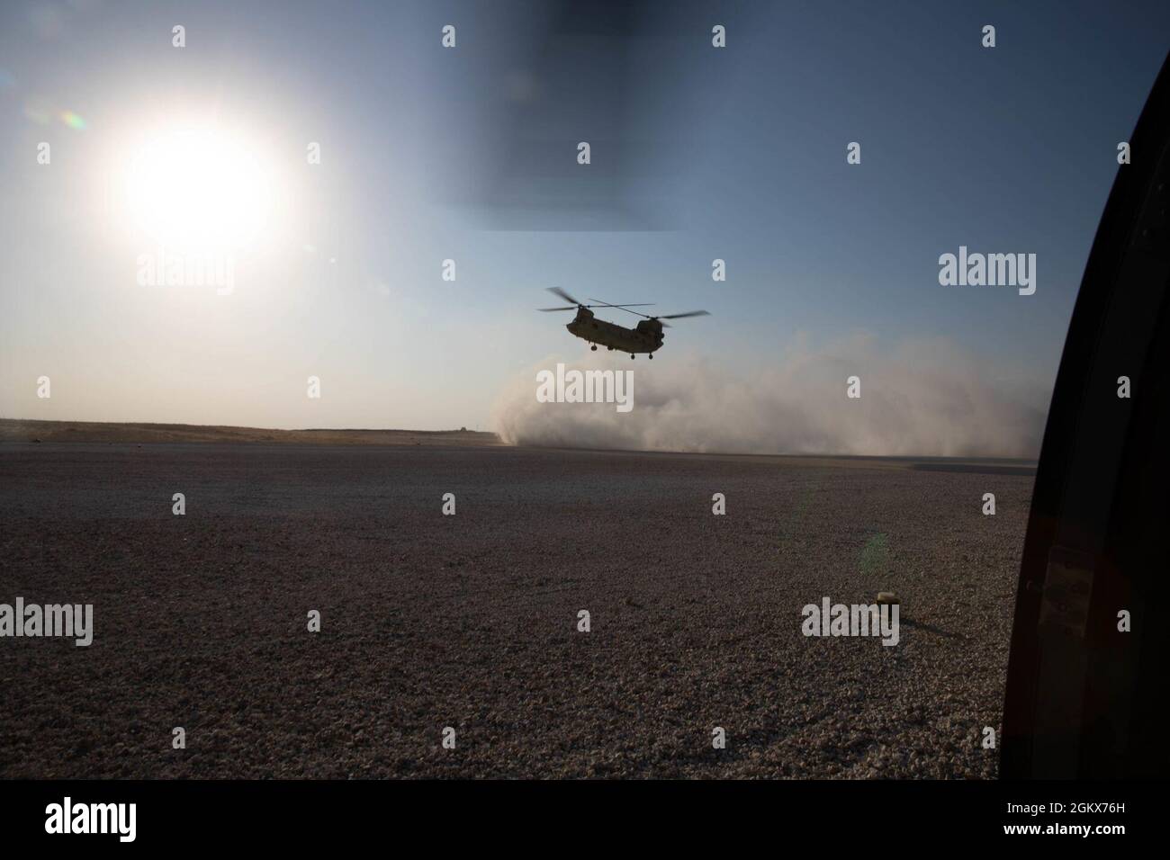Iraqi soldiers joint hi-res stock photography and images - Alamy