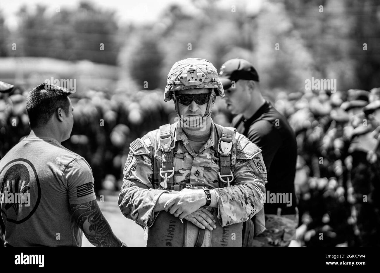 Airborne operations training Black and White Stock Photos & Images - Alamy