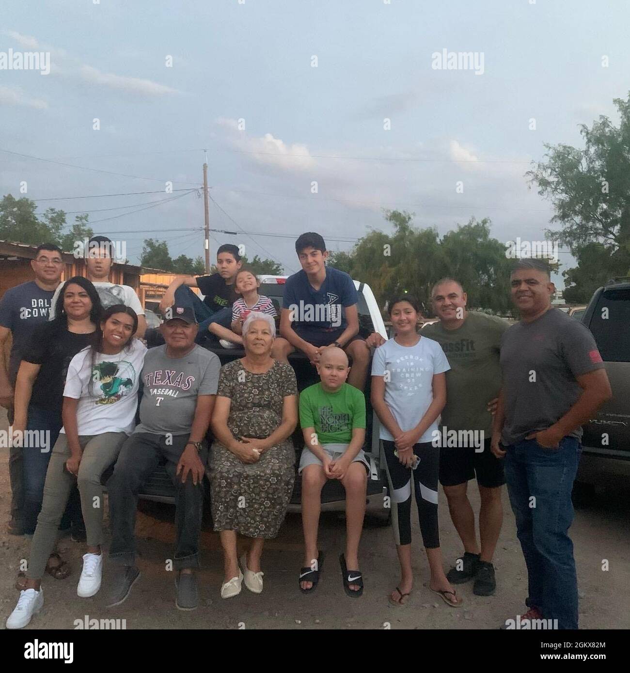 Familia: 200716-A-UJ420-1004 Second from right, Fort Bliss Garrison ...
