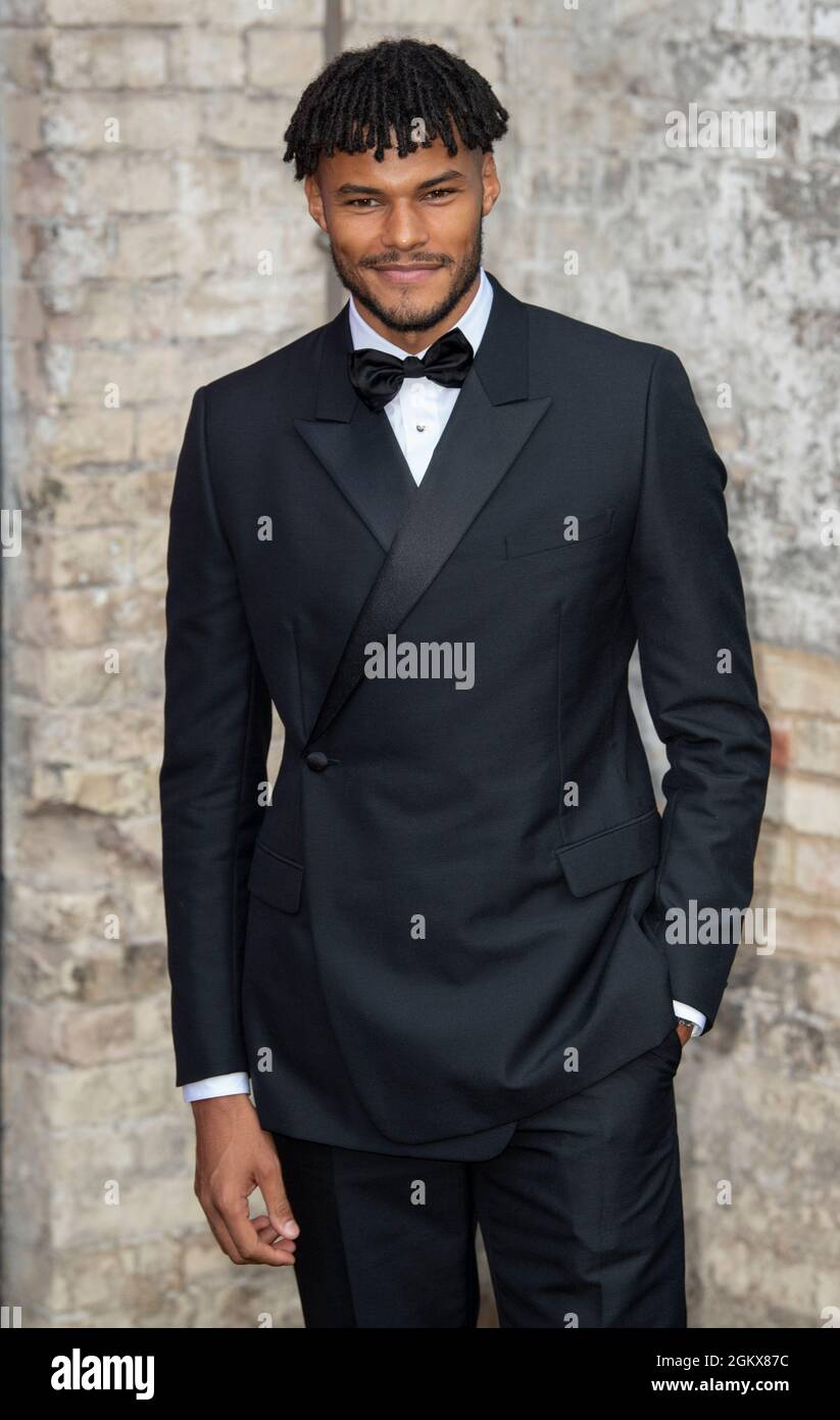 Tyrone mings footballer hi-res stock photography and images - Alamy