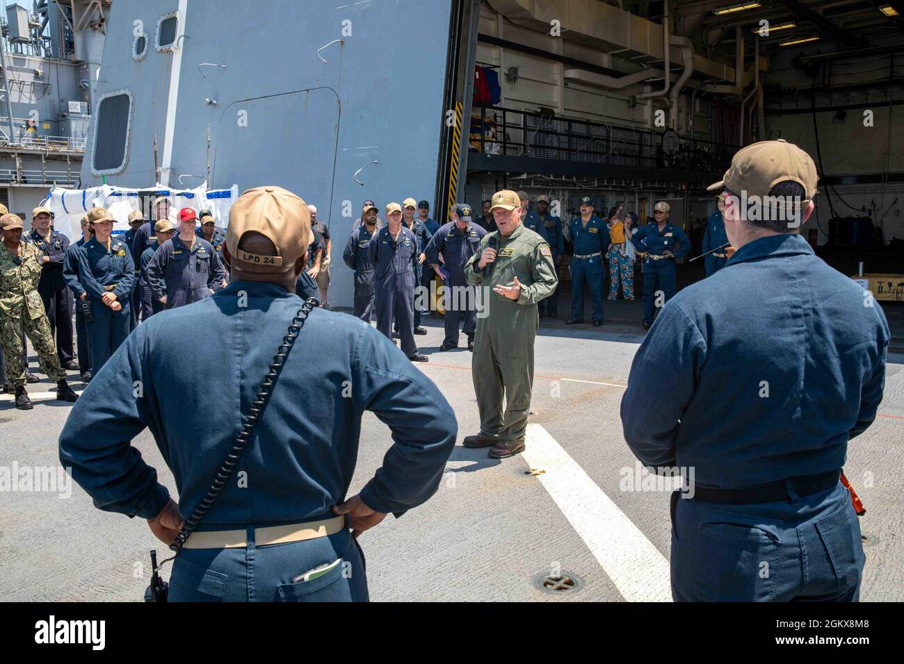 210716-N-PC065-1071 NORFOLK, Va. (July 16, 2021) Capt. Chris "Chowdah ...