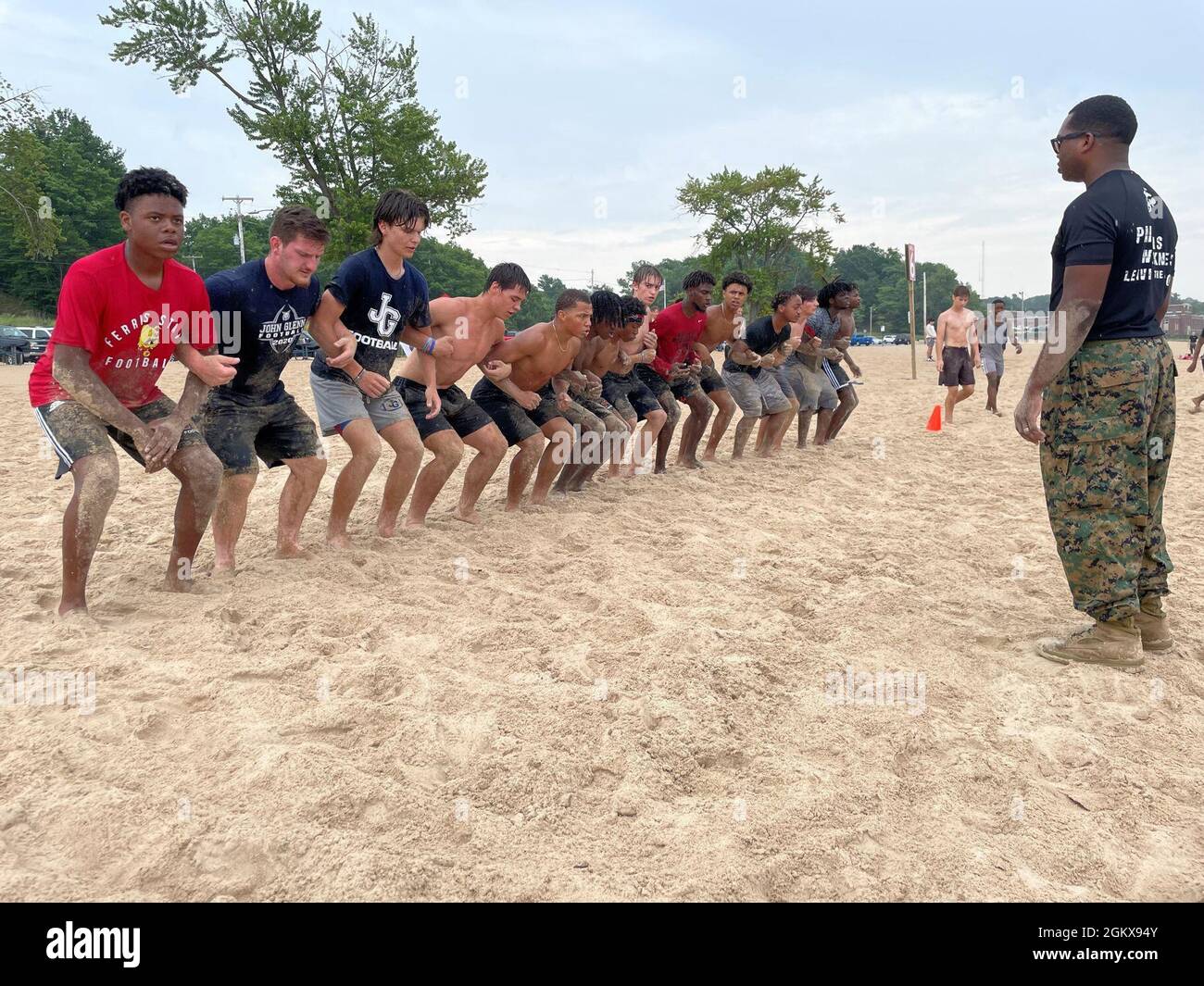 Usmc workout hi-res stock photography and images - Alamy