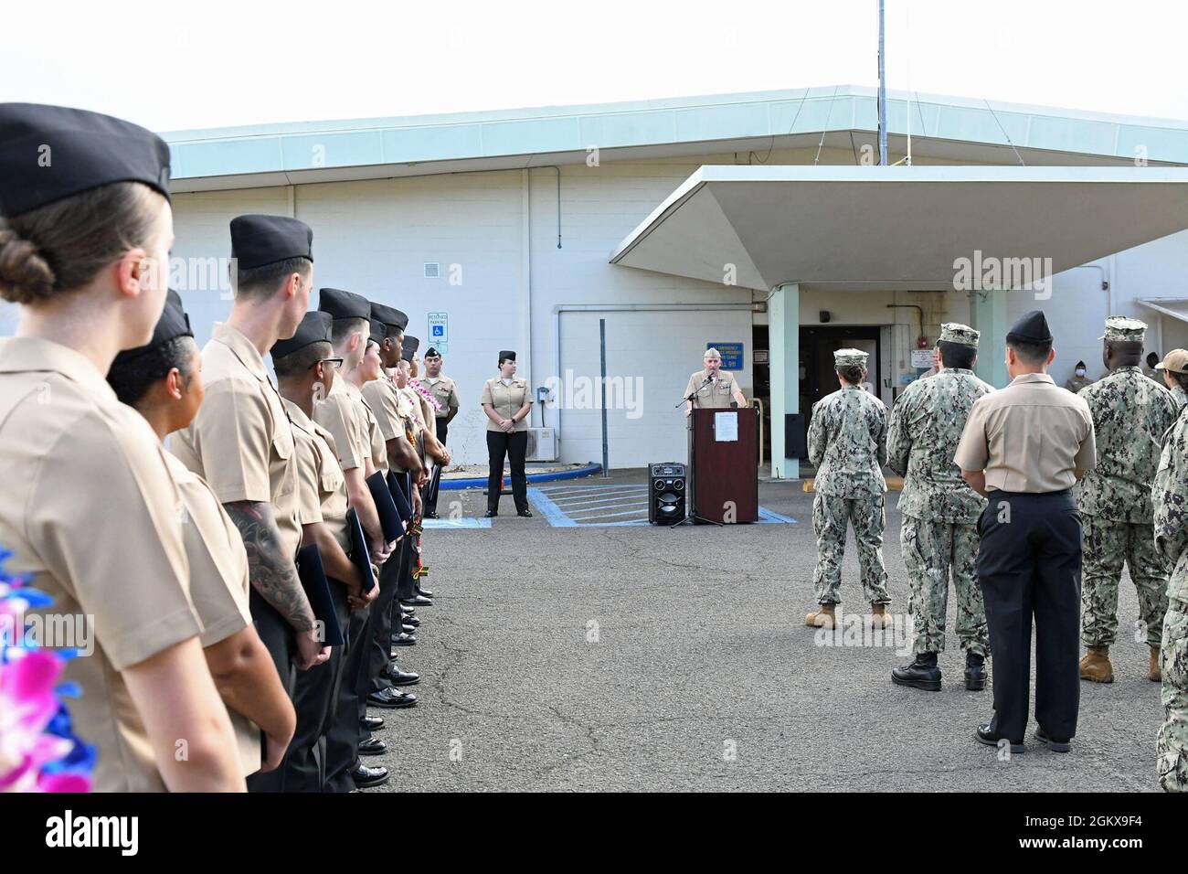 Navy frocking ceremony hi-res stock photography and images - Alamy