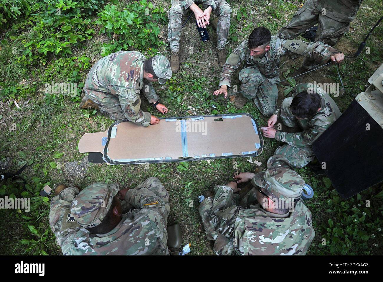 Oval charge hi-res stock photography and images - Alamy