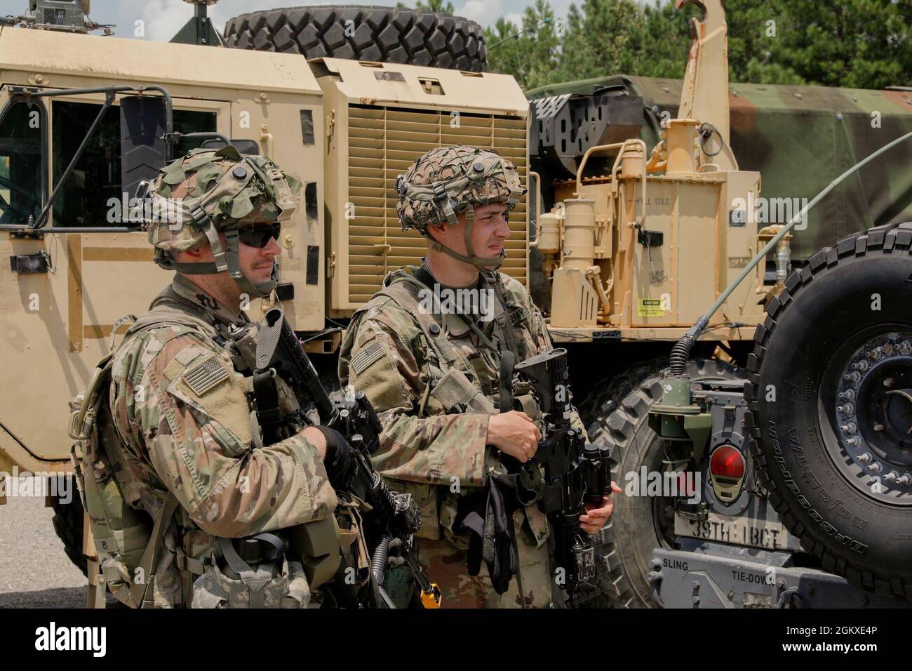 U.S. Army National Guard Sgt. Kyle Guerrieri and Spc. Dakota Jordan ...