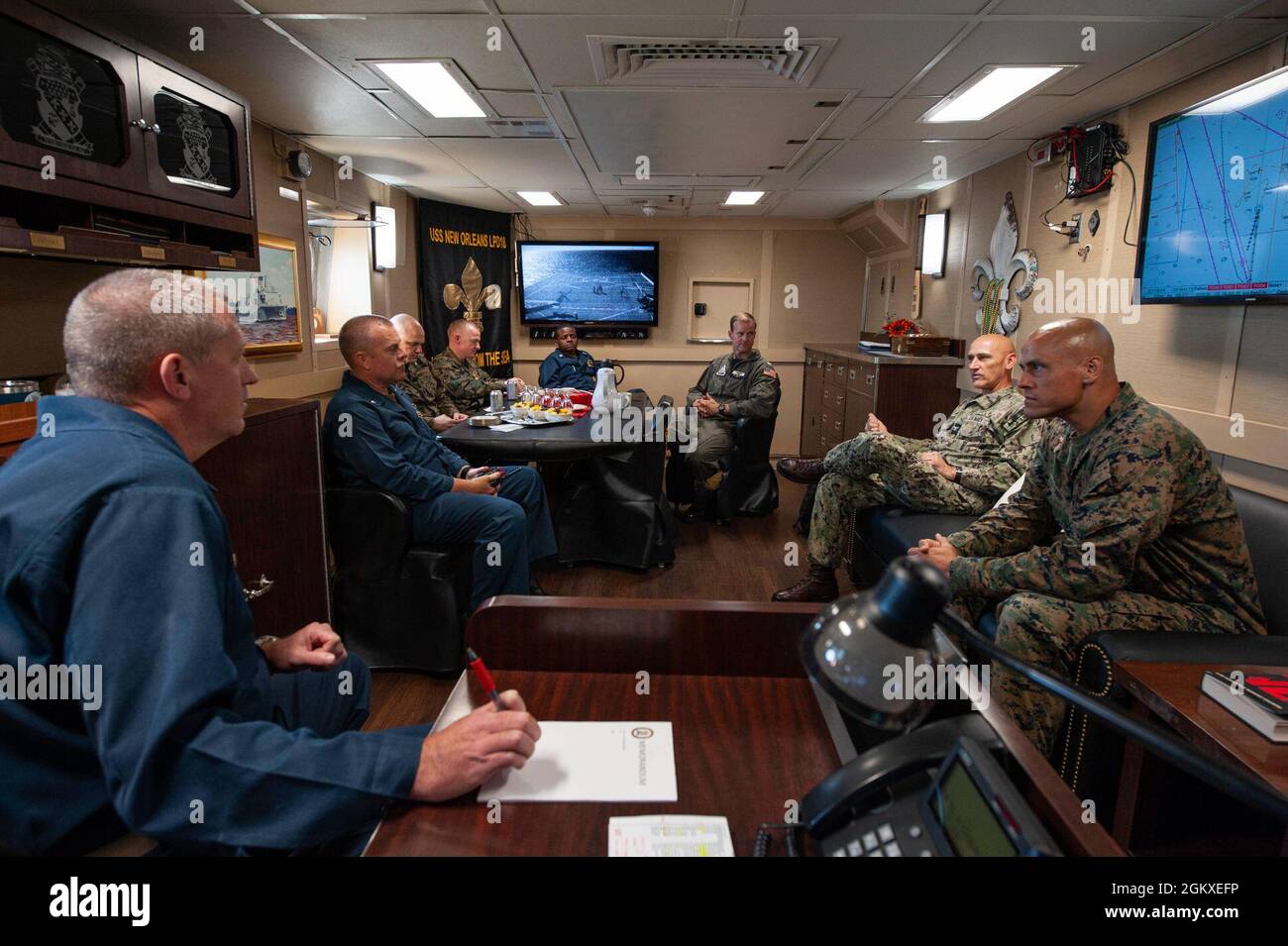 Officers cabin hi-res stock photography and images - Alamy