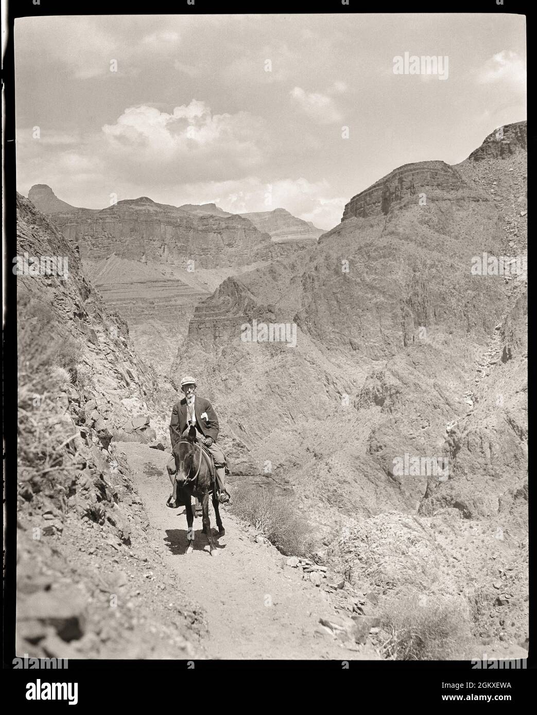 Grand canyon of arizona 1900 hi-res stock photography and images - Alamy