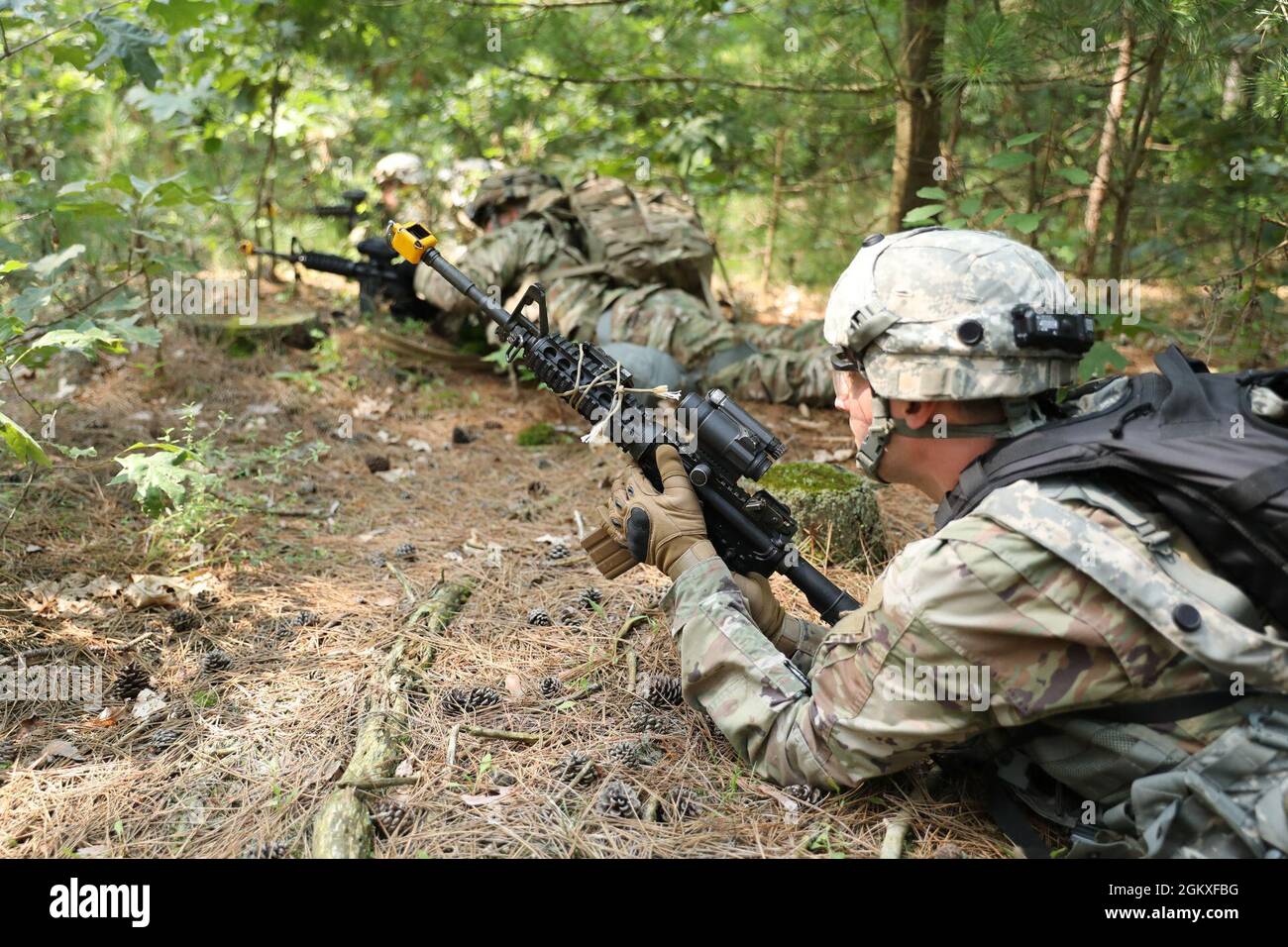 Soldiers of the 16th Psychological Operations Battalion conduct react ...