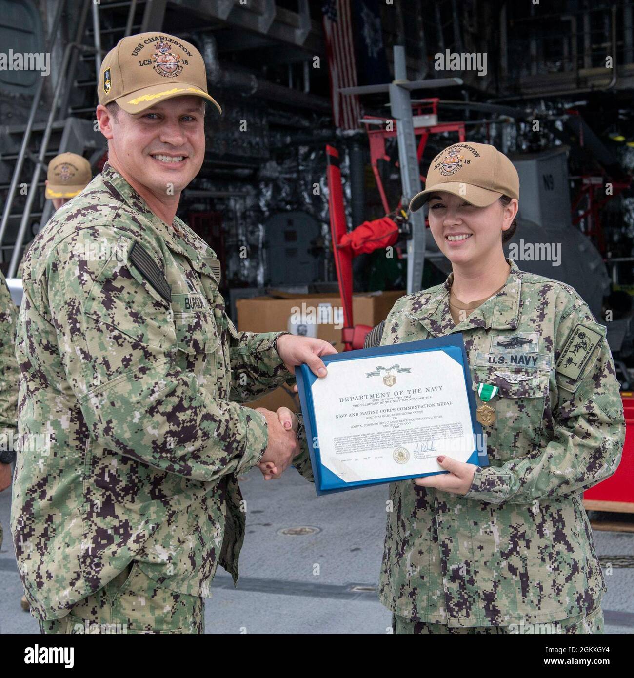 Philippine independence medal hi-res stock photography and images - Alamy