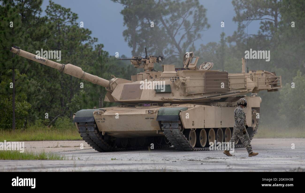A U.S. Army Master Gunner Instructor, assigned to 3rd Squadron, 16th ...