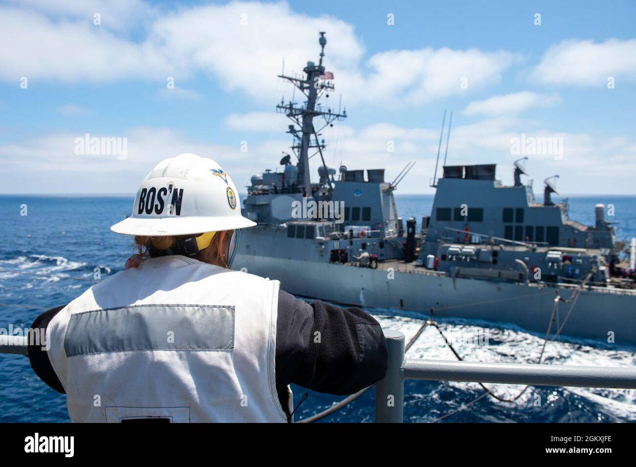 210720-N-IW069-1186 PACIFIC OCEAN (July 20, 2021) Chief Warrant Officer ...