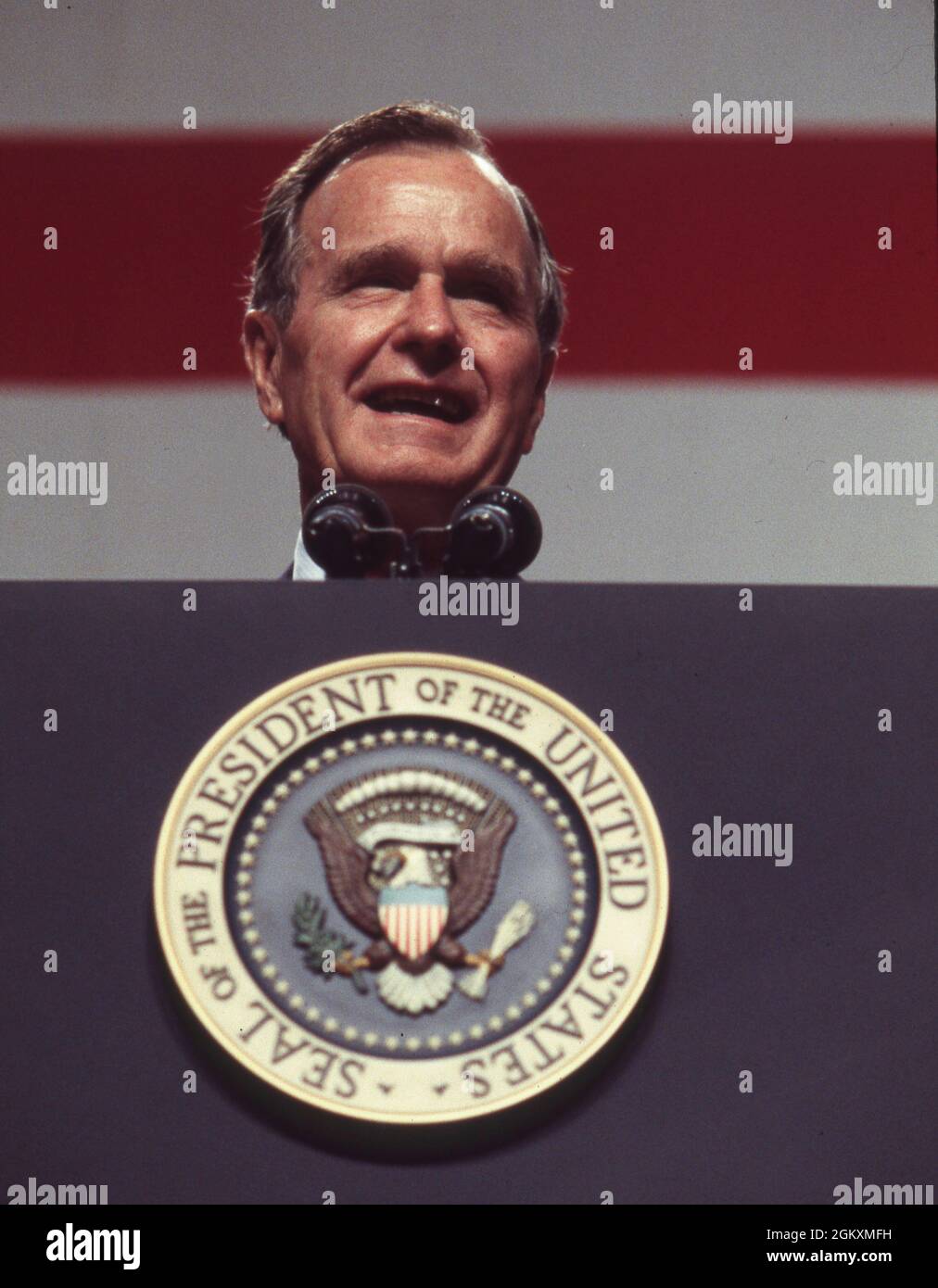 ©1992 U.S. President George W. Bush addressing the Repubican National ...