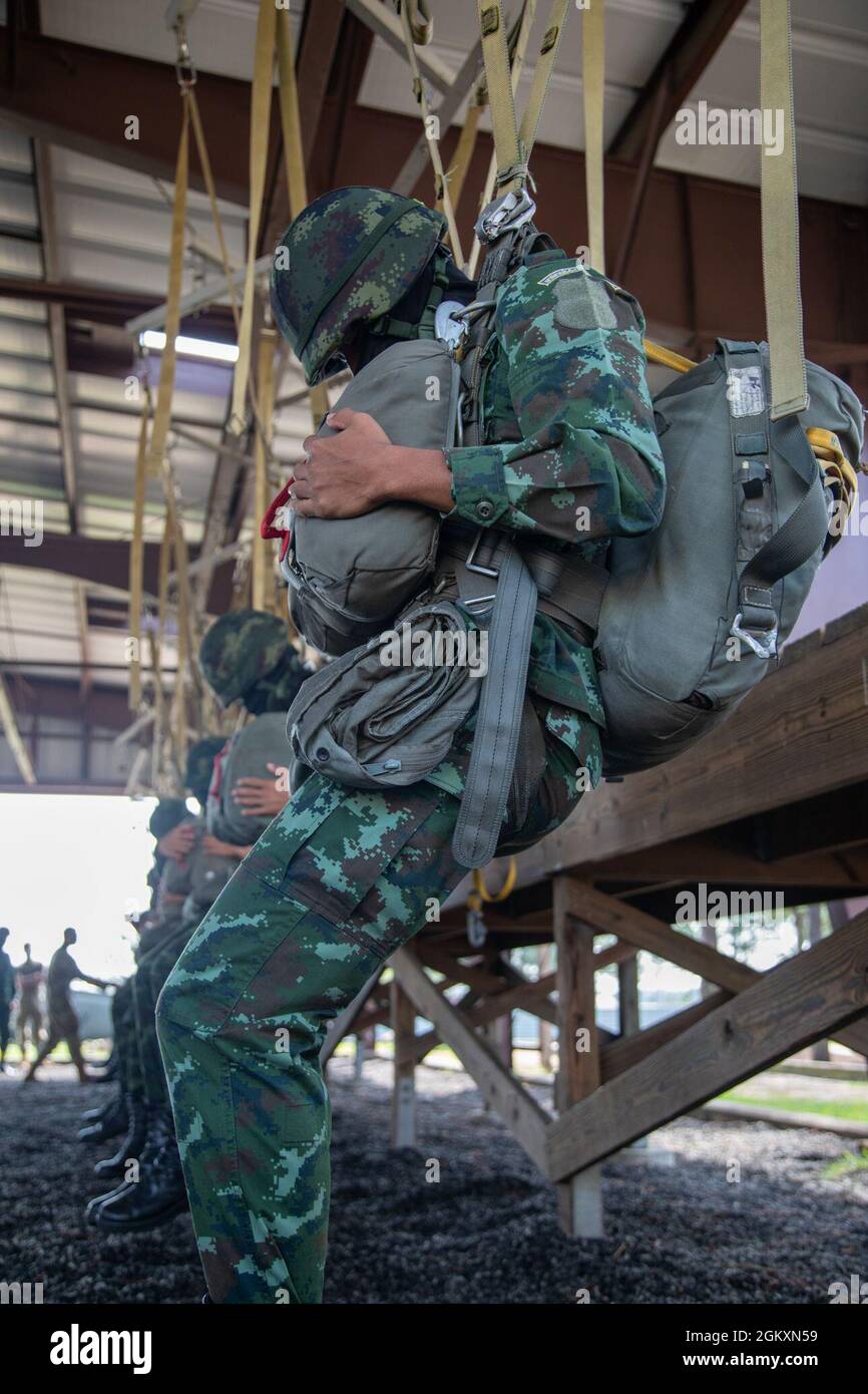 Paratroopers from the Royal Thai Army participate in Basic Airborne ...