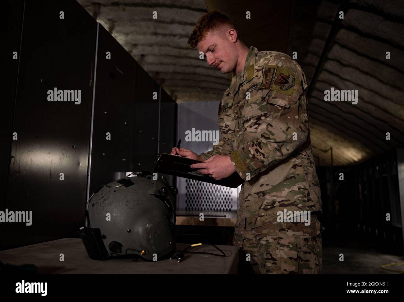 Service inspections hi-res stock photography and images - Alamy